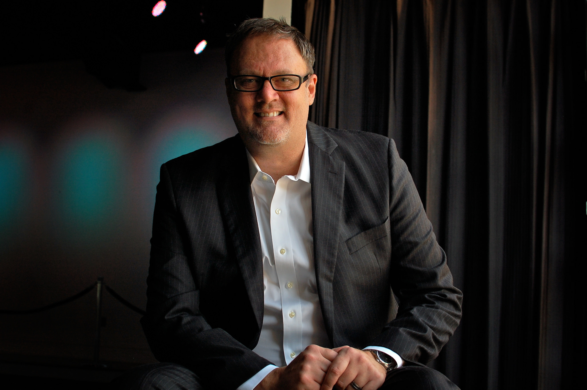 Resúmenes de los libros de Dave Gray | Leader Summaries